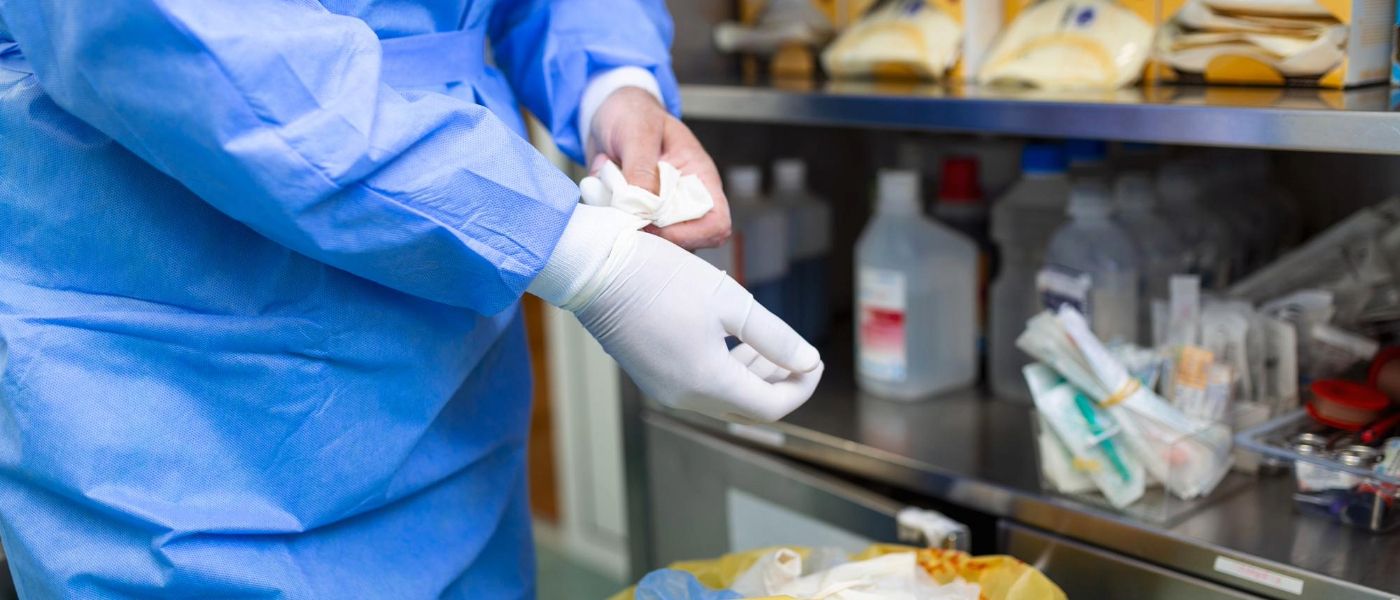 Infectious clinical waste: orange or yellow bag?